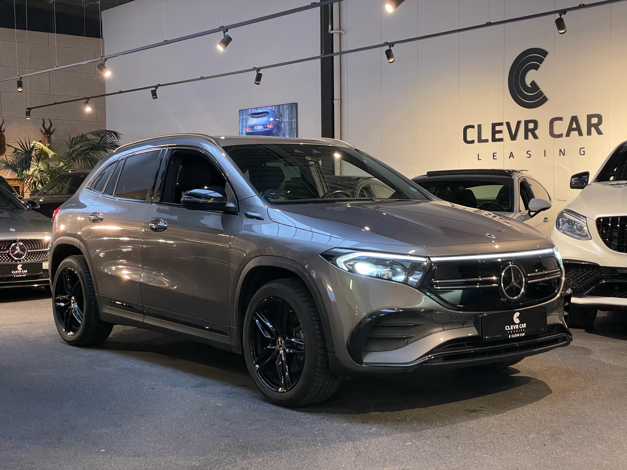 Leasing af 2022 Mercedes EQA 300 4Matic AMG-Line | Clevr Car